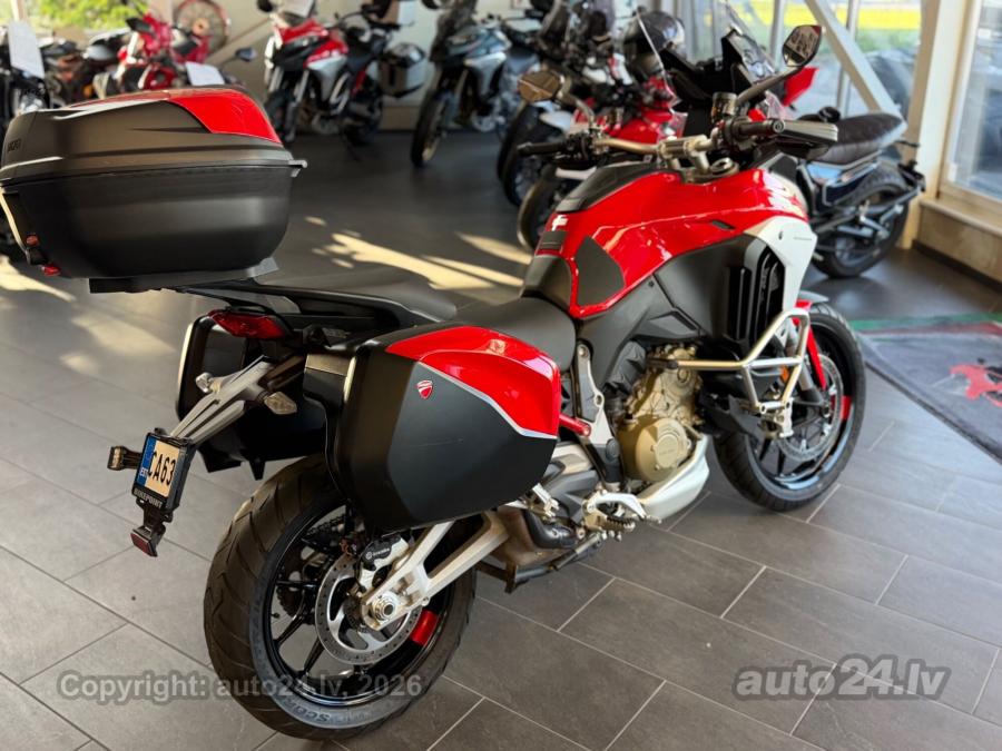 Red Ducati Multistrada 2021 in Tallinn, with an engine capacity of 1.16 L and mileage of 18 thousand km for 17490 €, photo 4 on AUTOMOTO.COM.LV