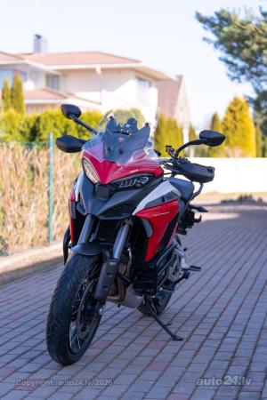 Red Ducati Multistrada 2022 in Tallinn, with an engine capacity of 0.00 L and mileage of 11 thousand km for 20500 €, photo  on AUTOMOTO.COM.LV