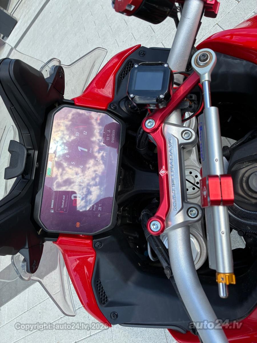Sarkans Ducati Multistrada 2022 Tallina, ar dzinēja tilpumu 1.16 L un nobraukumu 17 tūkst. km par 15200 €, foto 3 vietnē AUTOMOTO.COM.LV
