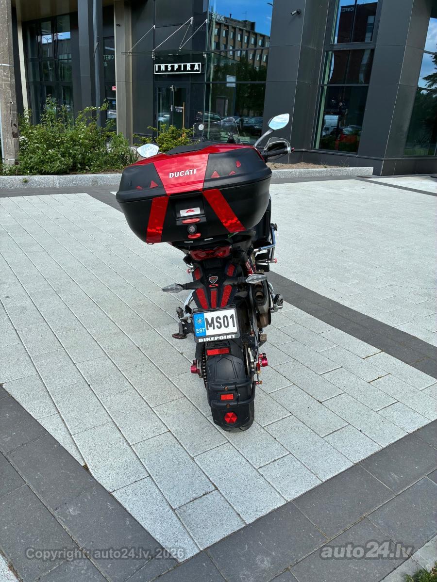 Sarkans Ducati Multistrada 2022 Tallina, ar dzinēja tilpumu 1.16 L un nobraukumu 17 tūkst. km par 15200 €, foto 4 vietnē AUTOMOTO.COM.LV