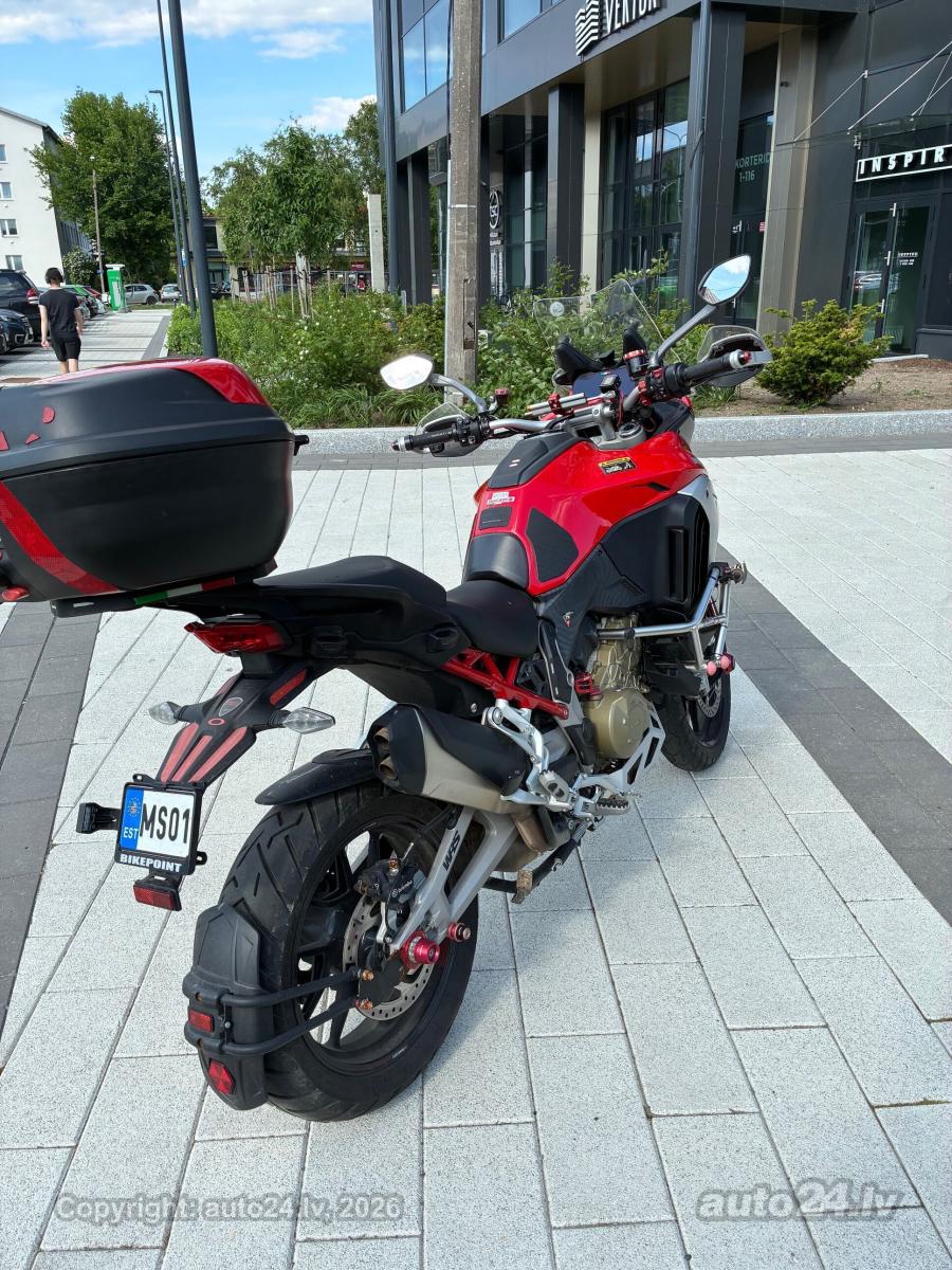 Sarkans Ducati Multistrada 2022 Tallina, ar dzinēja tilpumu 1.16 L un nobraukumu 17 tūkst. km par 15200 €, foto 5 vietnē AUTOMOTO.COM.LV