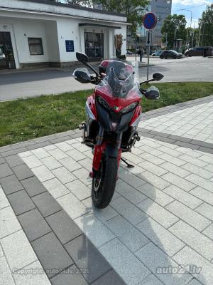 Sarkans Ducati Multistrada 2022 Tallina, ar dzinēja tilpumu 1.16 L un nobraukumu 17 tūkst. km par 15200 €, foto 6 vietnē AUTOMOTO.COM.LV