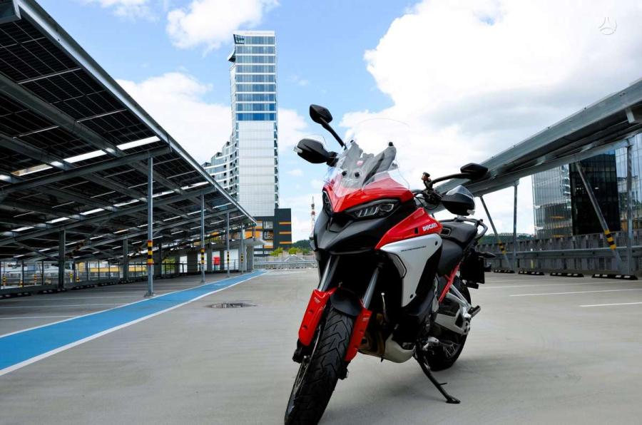 Sarkans Ducati Multistrada 2024 Viļņa, ar dzinēja tilpumu 1.16 L un nobraukumu 6 tūkst. km par 18900 €, foto 3 vietnē AUTOMOTO.COM.LV