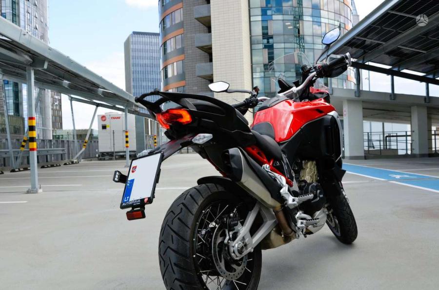Sarkans Ducati Multistrada 2024 Viļņa, ar dzinēja tilpumu 1.16 L un nobraukumu 6 tūkst. km par 18900 €, foto 5 vietnē AUTOMOTO.COM.LV