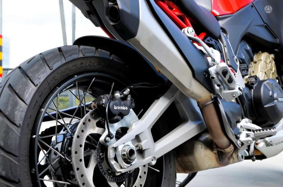 Sarkans Ducati Multistrada 2024 Viļņa, ar dzinēja tilpumu 1.16 L un nobraukumu 6 tūkst. km par 18900 €, foto 11 vietnē AUTOMOTO.COM.LV