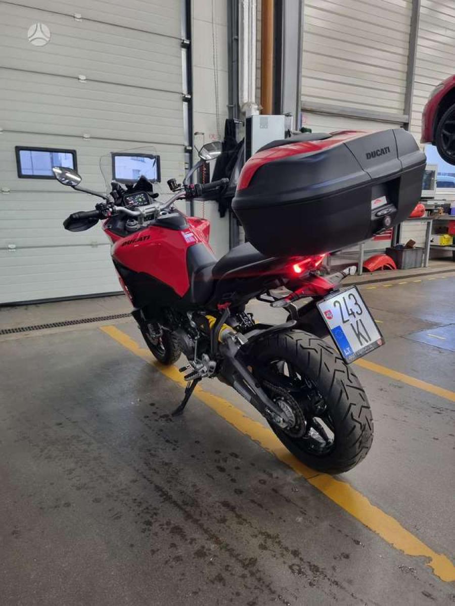 Sarkans Ducati Multistrada 2025 Viļņa, ar dzinēja tilpumu 0.89 L un nobraukumu 7 tūkst. km par 16000 €, foto 4 vietnē AUTOMOTO.COM.LV