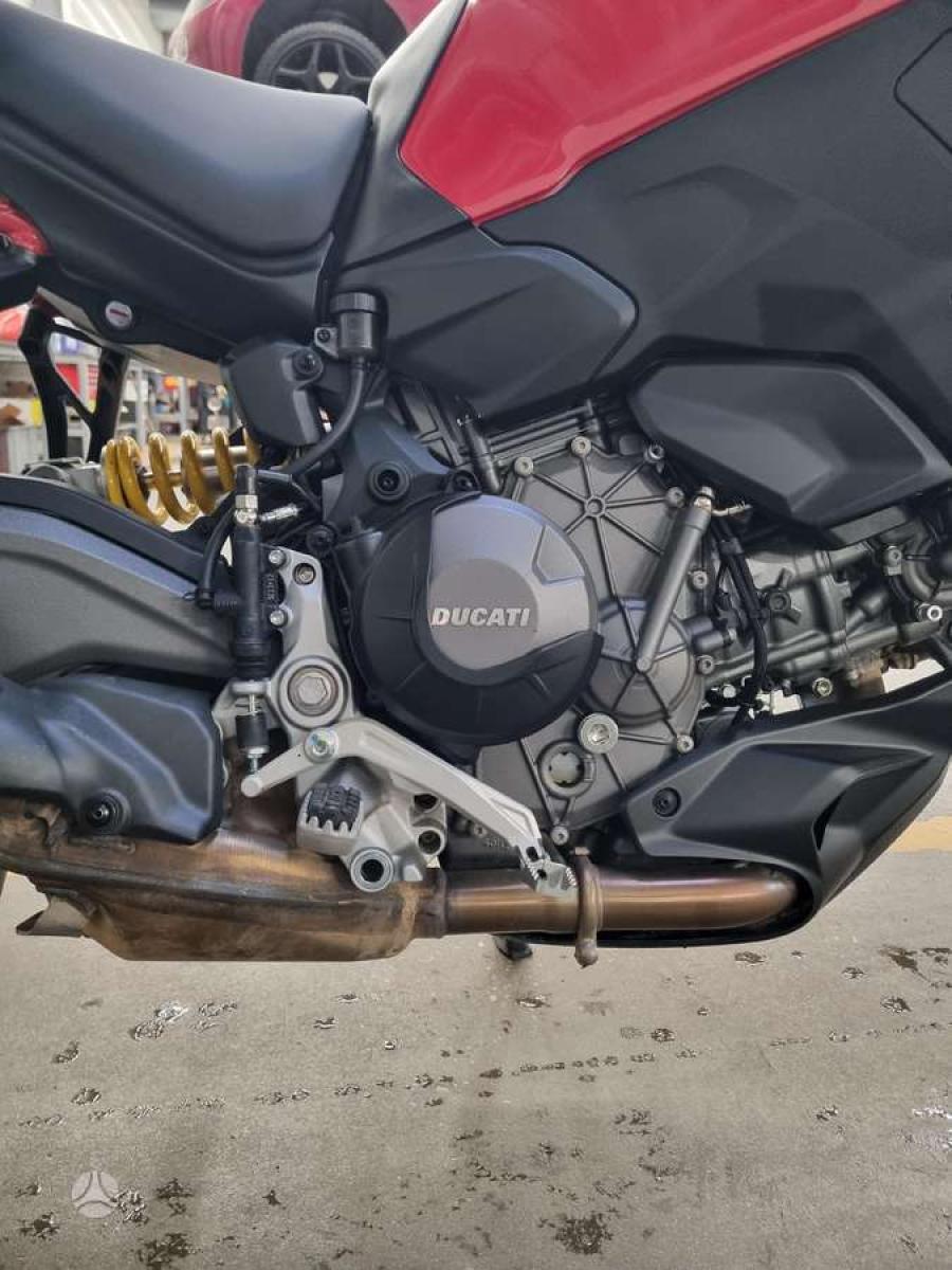 Sarkans Ducati Multistrada 2025 Viļņa, ar dzinēja tilpumu 0.89 L un nobraukumu 7 tūkst. km par 16000 €, foto 11 vietnē AUTOMOTO.COM.LV