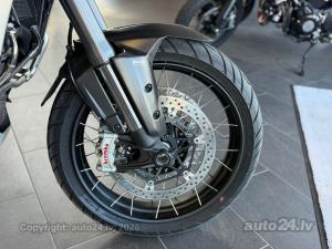Sarkans Ducati Multistrada 2025 Tallina, ar dzinēja tilpumu 1.16 L un nobraukumu 17 tūkst. km par 19990 €, foto 10 vietnē AUTOMOTO.COM.LV