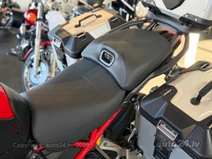 Sarkans Ducati Multistrada 2025 Tallina, ar dzinēja tilpumu 1.16 L un nobraukumu 17 tūkst. km par 19990 €, foto 15 vietnē AUTOMOTO.COM.LV