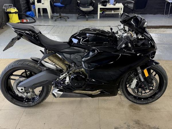 Melns Ducati Panigale 2018 Vievis, ar dzinēja tilpumu 0.96 L un nobraukumu 0 tūkst. km par 8300 €, foto 4 vietnē AUTOMOTO.COM.LV