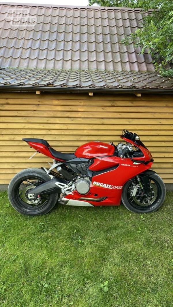 Дукати Panigale 2014 в Паланга, объемом двигателя 0.00 л и пробегом 0 тыс. км за 9000 €, фото 3 на AUTOMOTO.COM.LV