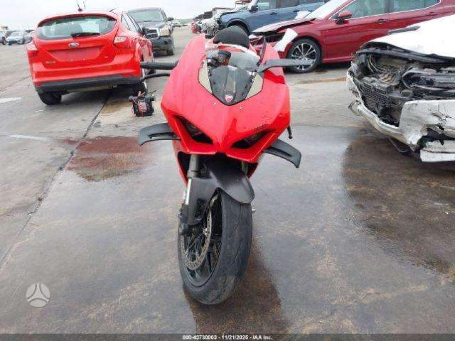 Ducati Panigale 2024 in Klaipeda, with an engine capacity of 0.00 L and mileage of 8 thousand km for 9900 €, photo 5 on AUTOMOTO.COM.LV