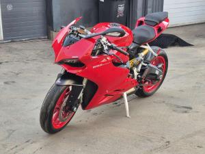 Красный Дукати Panigale 2014 в Вильнюс, объемом двигателя 0.90 л и пробегом 13 тыс. км за 8400 €, фото 7 на AUTOMOTO.COM.LV