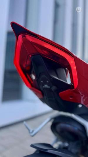 Sarkans Ducati Panigale 2021 Viļņa, ar dzinēja tilpumu 0.96 L un nobraukumu 6 tūkst. km par 12499 €, foto 10 vietnē AUTOMOTO.COM.LV