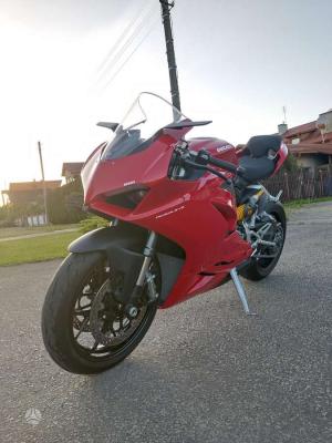 Red Ducati Panigale 2022 in Panevezys, with an engine capacity of 0.96 L and mileage of 6 thousand km for 11500 €, photo 8 on AUTOMOTO.COM.LV