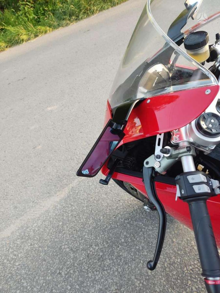 Red Ducati Panigale 2022 in Panevezys, with an engine capacity of 0.96 L and mileage of 6 thousand km for 11500 €, photo 12 on AUTOMOTO.COM.LV