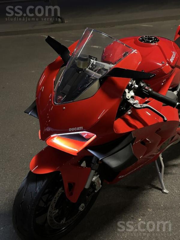 Дукати Panigale V4 2019 в Рига, объемом двигателя 1.10 л и пробегом 0 тыс. км за 23750 €, фото 7 на AUTOMOTO.COM.LV