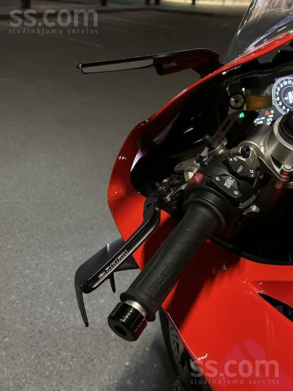 Дукати Panigale V4 2019 в Рига, объемом двигателя 1.10 л и пробегом 0 тыс. км за 23750 €, фото 8 на AUTOMOTO.COM.LV