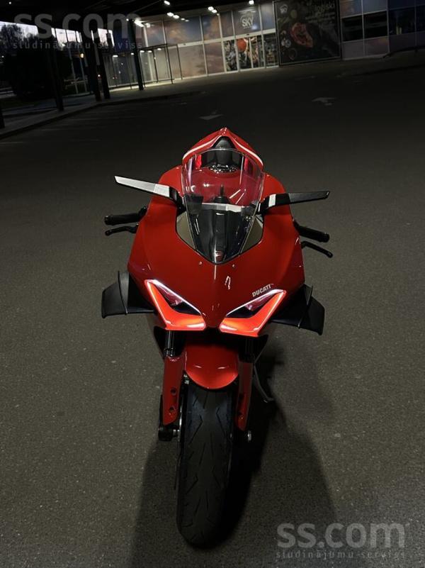 Дукати Panigale V4 2019 в Рига, объемом двигателя 1.10 л и пробегом 0 тыс. км за 21999 €, фото 3 на AUTOMOTO.COM.LV