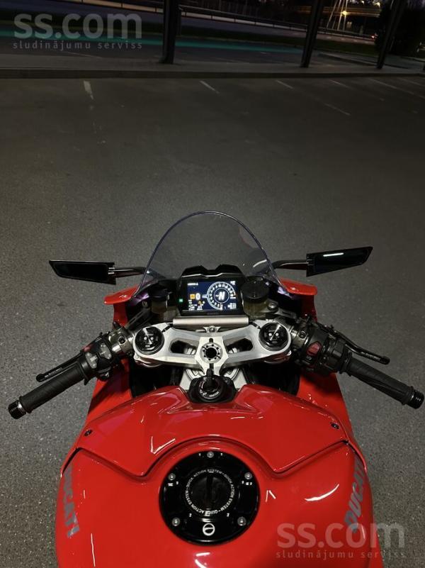 Дукати Panigale V4 2019 в Рига, объемом двигателя 1.10 л и пробегом 0 тыс. км за 21999 €, фото 10 на AUTOMOTO.COM.LV
