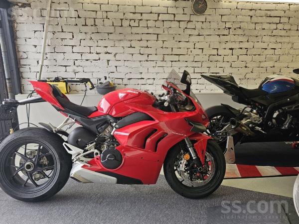 Ducati Panigale V4 2021 Rīga, ar dzinēja tilpumu 1.10 L un nobraukumu 0 tūkst. km par 18500 €, foto 10 vietnē AUTOMOTO.COM.LV