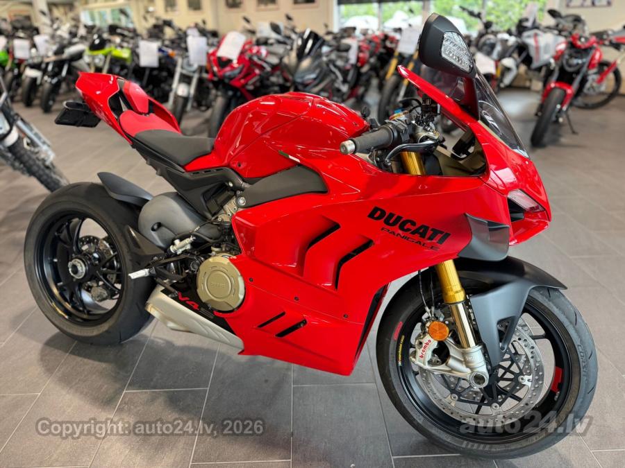 Ducati Panigale V4 2023 in Tallinn, with an engine capacity of 1.10 L and mileage of 11 thousand km for 21990 €, photo 1 on AUTOMOTO.COM.LV
