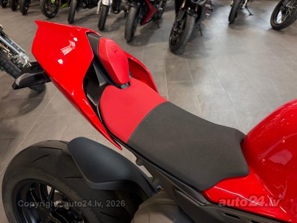 Ducati Panigale V4 2023 Tallina, ar dzinēja tilpumu 1.10 L un nobraukumu 11 tūkst. km par 21990 €, foto 7 vietnē AUTOMOTO.COM.LV