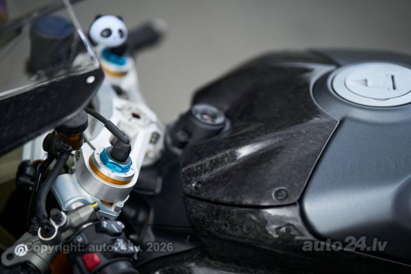 Красный Дукати Panigale V4 2023 в Таллин, объемом двигателя 1.10 л и пробегом 2 тыс. км за 25600 €, фото 3 на AUTOMOTO.COM.LV