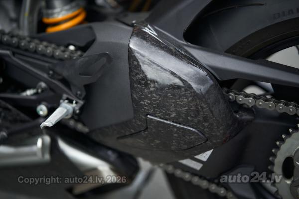 Красный Дукати Panigale V4 2023 в Таллин, объемом двигателя 1.10 л и пробегом 2 тыс. км за 25600 €, фото 4 на AUTOMOTO.COM.LV