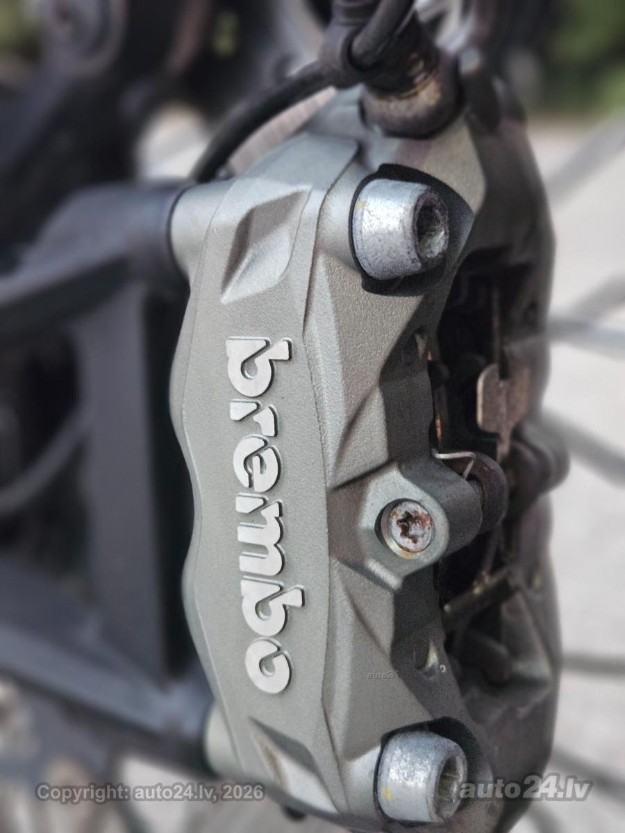 Black Ducati Scrambler 2015 in Tallinn, with an engine capacity of 0.80 L and mileage of 25 thousand km for 4300 €, photo 10 on AUTOMOTO.COM.LV
