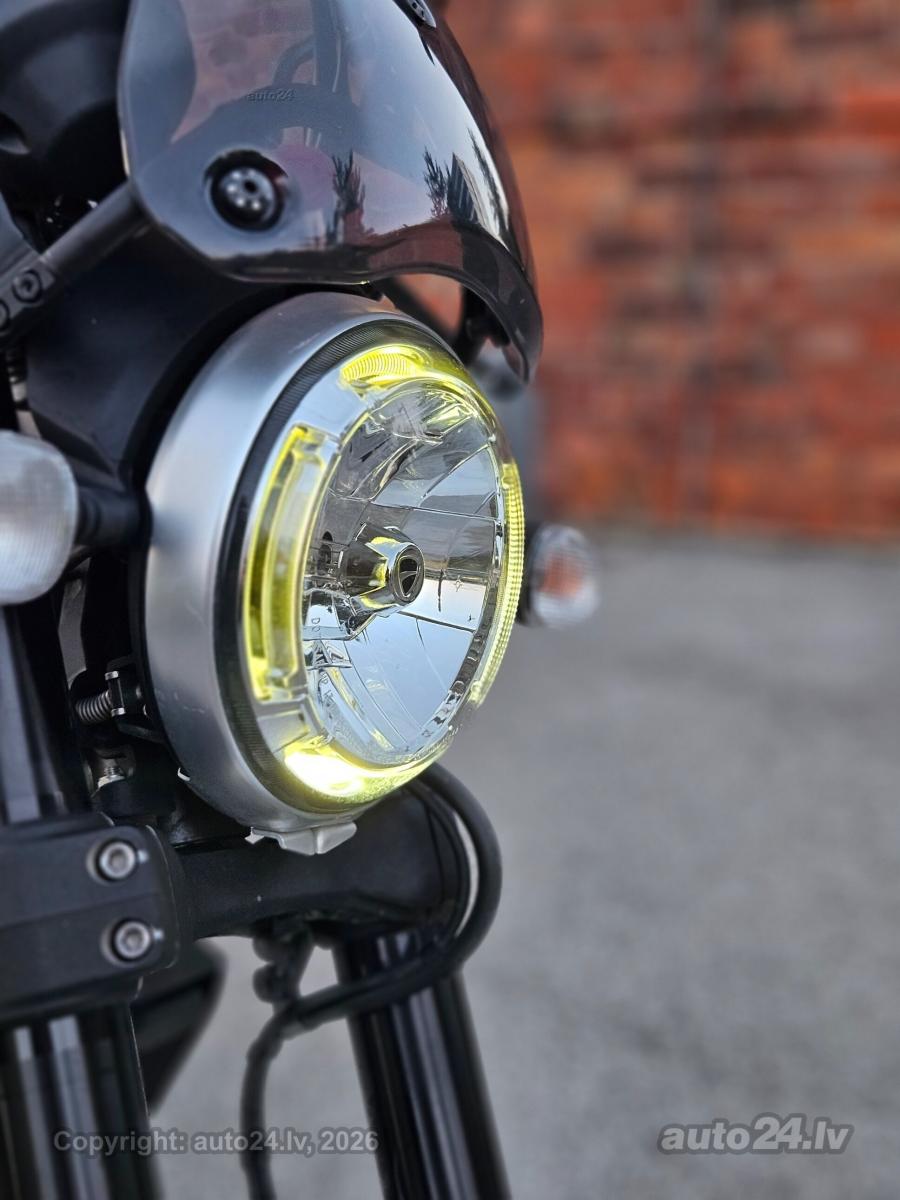 Black Ducati Scrambler 2015 in Tallinn, with an engine capacity of 0.80 L and mileage of 25 thousand km for 4300 €, photo 12 on AUTOMOTO.COM.LV