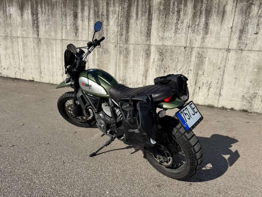 Zaļš Ducati Scrambler 2015 Viļņa, ar dzinēja tilpumu 0.80 L un nobraukumu 26 tūkst. km par 4100 €, foto 7 vietnē AUTOMOTO.COM.LV