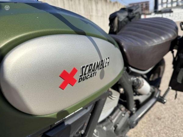 Zaļš Ducati Scrambler 2015 Viļņa, ar dzinēja tilpumu 0.80 L un nobraukumu 26 tūkst. km par 4100 €, foto 7 vietnē AUTOMOTO.COM.LV