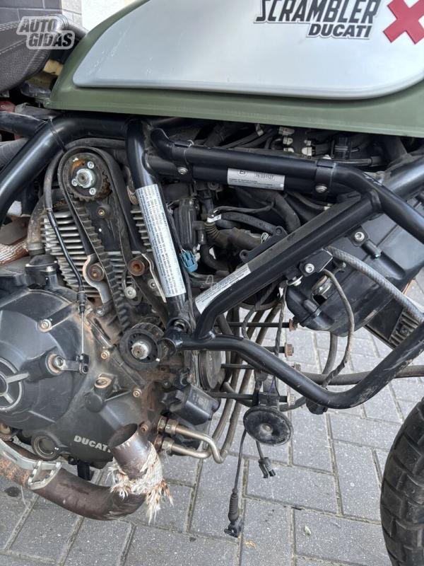 Зеленый Дукати Scrambler 2017 в Вильнюс, объемом двигателя 0.80 л и пробегом 30 тыс. км за 3700 €, фото 6 на AUTOMOTO.COM.LV