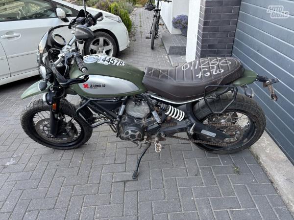 Зеленый Дукати Scrambler 2017 в Вильнюс, объемом двигателя 0.80 л и пробегом 30 тыс. км за 3700 €, фото 7 на AUTOMOTO.COM.LV