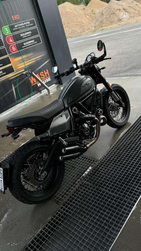 Серый Дукати Scrambler 2022 в Каунас, объемом двигателя 0.80 л и пробегом 7 тыс. км за 9100 €, фото 7 на AUTOMOTO.COM.LV