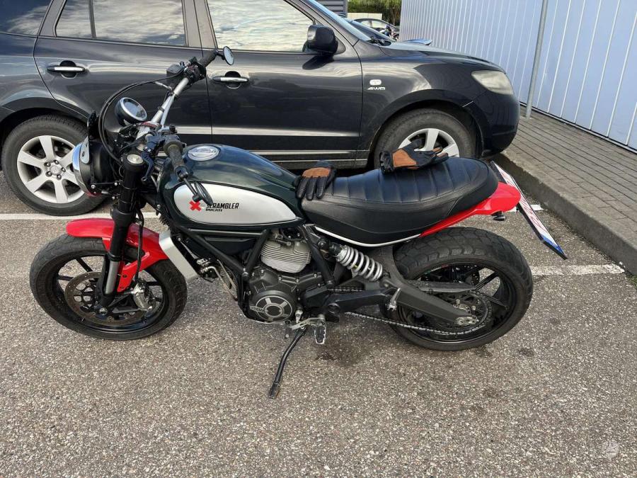 Ducati Scrambler 2014 in Vilnius, with an engine capacity of 0.80 L and mileage of 11 thousand km for 4999 €, photo 8 on AUTOMOTO.COM.LV