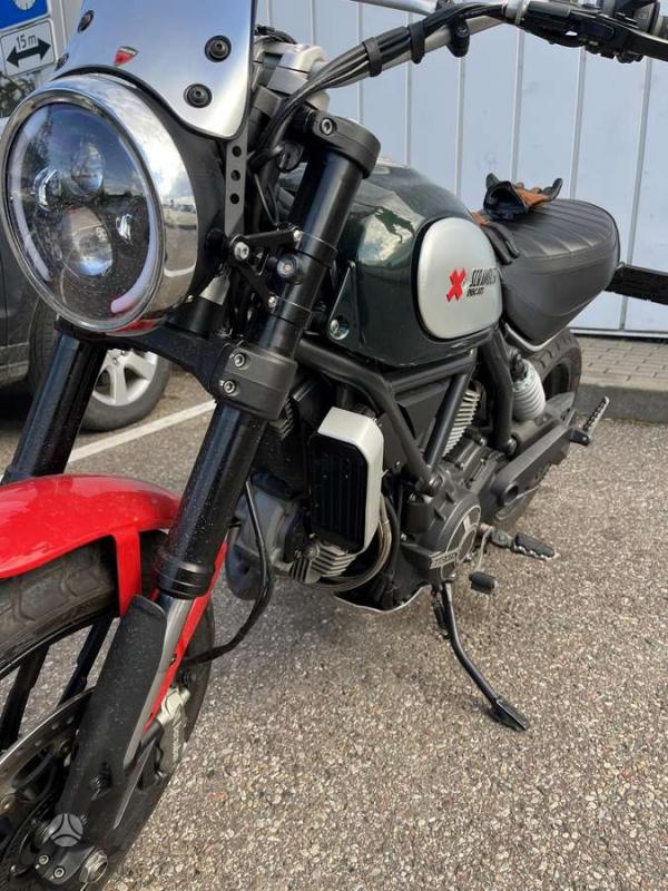 Ducati Scrambler 2014 in Vilnius, with an engine capacity of 0.80 L and mileage of 11 thousand km for 4999 €, photo 9 on AUTOMOTO.COM.LV