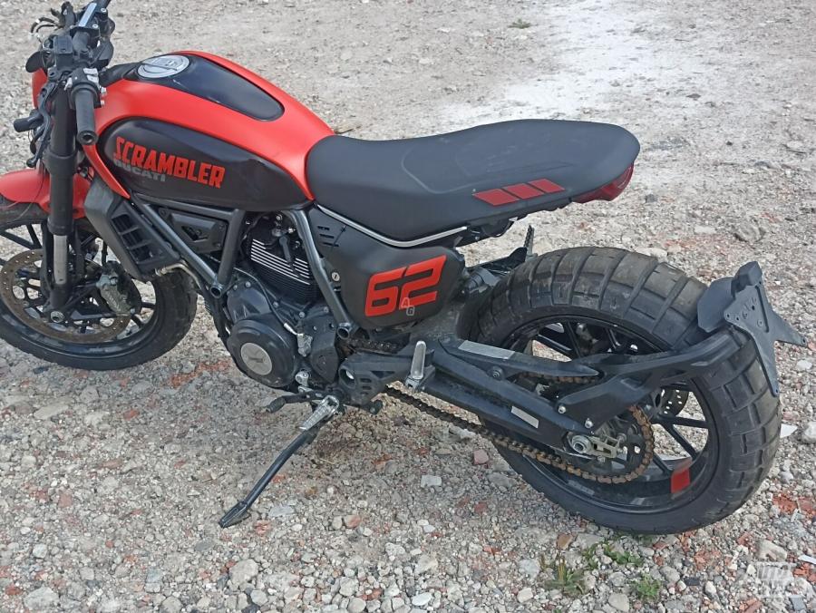 Ducati Scrambler 2023 in Kaunas, with an engine capacity of 0.80 L and mileage of 14 thousand km for 3100 €, photo 3 on AUTOMOTO.COM.LV