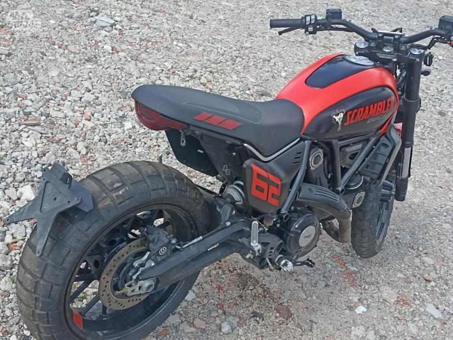 Ducati Scrambler 2023 in Kaunas, with an engine capacity of 0.80 L and mileage of 14 thousand km for 3100 €, photo 6 on AUTOMOTO.COM.LV