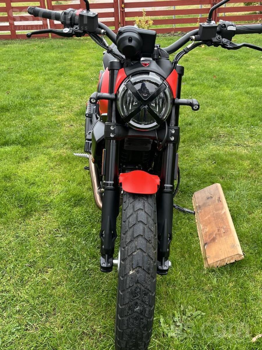 Ducati Scrambler 2024 in Ventspils, with an engine capacity of 0.80 L and mileage of 0 thousand km for 9200 €, photo 4 on AUTOMOTO.COM.LV