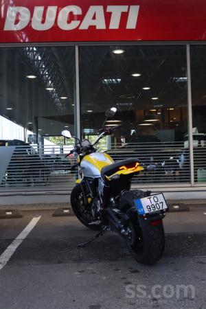Ducati Scrambler 2025 in Riga, with an engine capacity of 0.80 L and mileage of 0 thousand km for 8899 €, photo 6 on AUTOMOTO.COM.LV