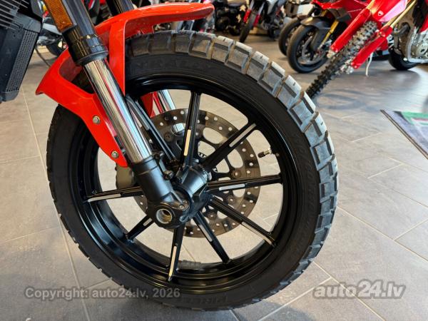 Orange Ducati Scrambler 2019 in Tallinn, with an engine capacity of 0.80 L and mileage of 12 thousand km for 5490 €, photo 10 on AUTOMOTO.COM.LV
