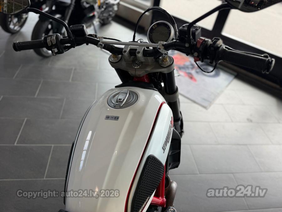 Белый Дукати Scrambler 2020 в Таллин, объемом двигателя 0.80 л и пробегом 20 тыс. км за 6790 €, фото 7 на AUTOMOTO.COM.LV