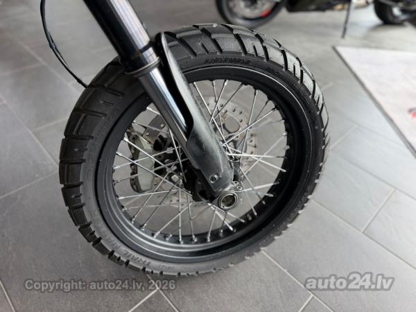 White Ducati Scrambler 2020 in Tallinn, with an engine capacity of 0.80 L and mileage of 20 thousand km for 6790 €, photo 10 on AUTOMOTO.COM.LV