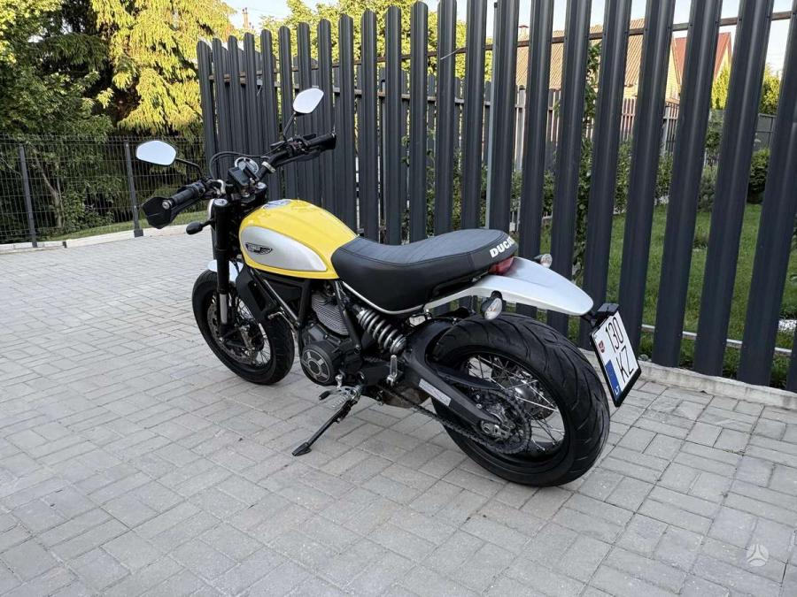 Желтый Дукати Scrambler 2015 в Каунас, объемом двигателя 0.80 л и пробегом 9 тыс. км за 5599 €, фото 3 на AUTOMOTO.COM.LV