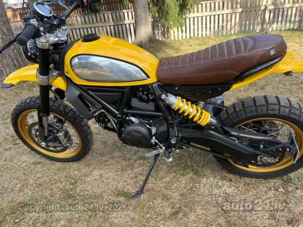 Yellow Ducati Scrambler 2022 in Tallinn, with an engine capacity of 0.80 L and mileage of 1 thousand km for 9900 €, photo 8 on AUTOMOTO.COM.LV