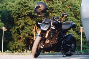 Melns Ducati Streetfighter 2016 Tallina, ar dzinēja tilpumu 0.85 L un nobraukumu 8 tūkst. km par 8400 €, foto 6 vietnē AUTOMOTO.COM.LV
