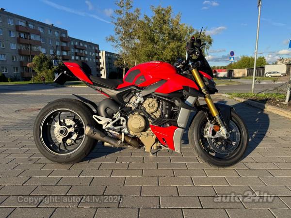 Black Ducati Streetfighter 2021 in Saue, with an engine capacity of 1.10 L and mileage of 16 thousand km for 20000 €, photo 4 on AUTOMOTO.COM.LV