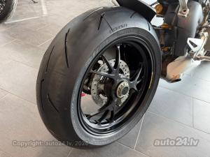 Black Ducati Streetfighter 2022 in Tallinn, with an engine capacity of 1.10 L and mileage of 7 thousand km for 17990 €, photo 8 on AUTOMOTO.COM.LV
